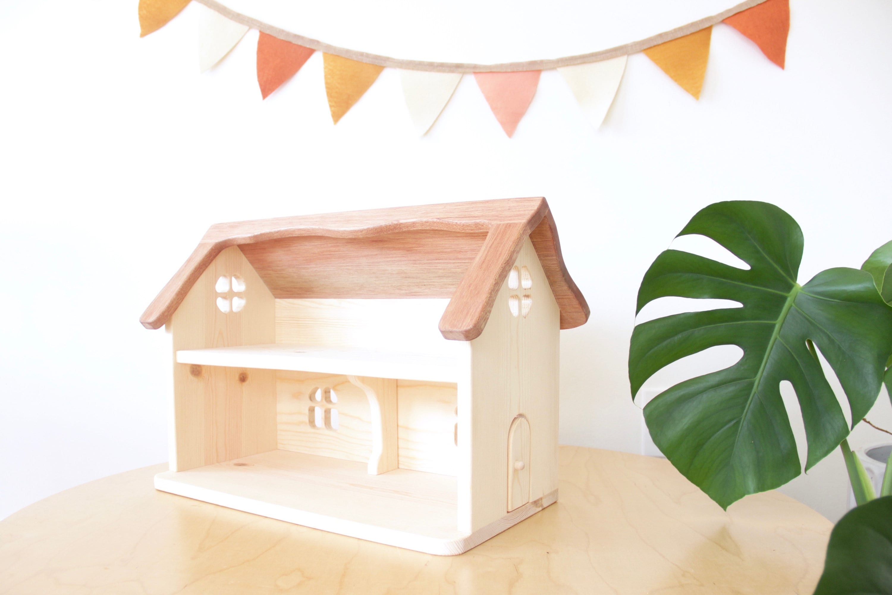 Small Deluxe Dollhouse – WillowBee Toys